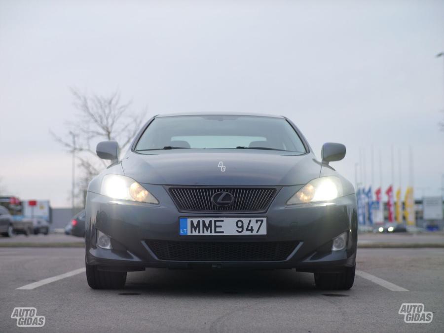 Pelēks Lexus LS 220 2006 Viļņa, ar dzinēja tilpumu 2.20 L un nobraukumu 315 tūkst. km par 2500 €, foto 16 vietnē AUTOMOTO.COM.LV