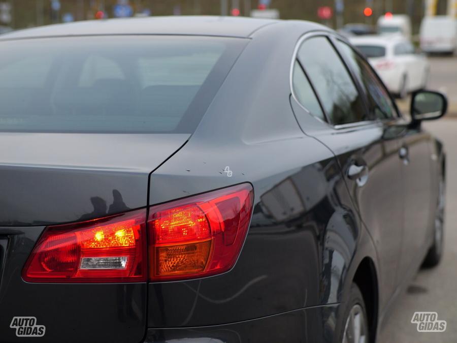 Pelēks Lexus LS 220 2006 Viļņa, ar dzinēja tilpumu 2.20 L un nobraukumu 315 tūkst. km par 2500 €, foto 21 vietnē AUTOMOTO.COM.LV