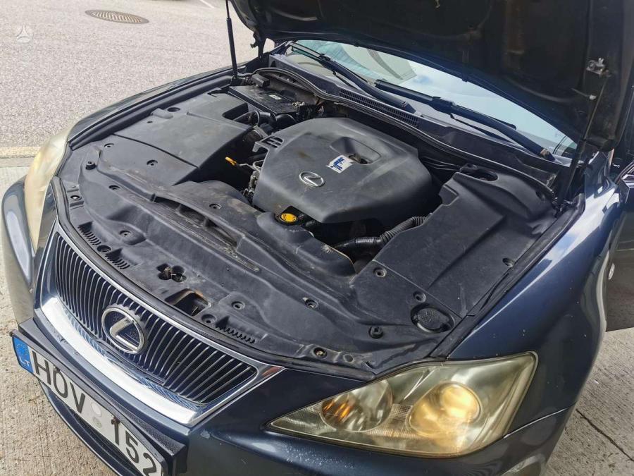 Серый Лексус LS 220 2006 в Вильнюс, объемом двигателя 2.23 л и пробегом 400 тыс. км за 1200 €, фото 21 на AUTOMOTO.COM.LV