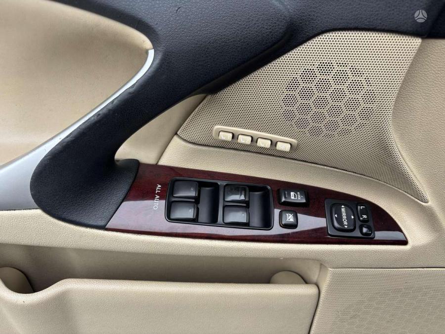 Pelēks Lexus LS 220 2006 Klaipėda, ar dzinēja tilpumu 2.23 L un nobraukumu 371 tūkst. km par 3100 €, foto 15 vietnē AUTOMOTO.COM.LV