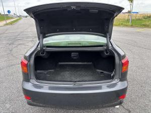 Pelēks Lexus LS 220 2006 Klaipėda, ar dzinēja tilpumu 2.23 L un nobraukumu 371 tūkst. km par 3100 €, foto 17 vietnē AUTOMOTO.COM.LV
