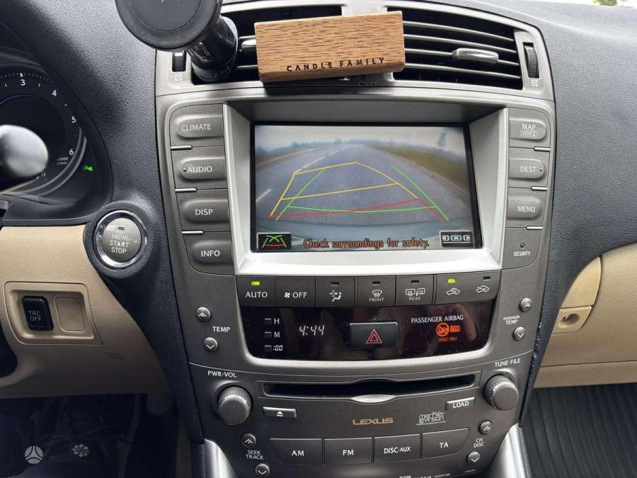 Pelēks Lexus LS 220 2006 Klaipėda, ar dzinēja tilpumu 2.23 L un nobraukumu 371 tūkst. km par 3100 €, foto 22 vietnē AUTOMOTO.COM.LV