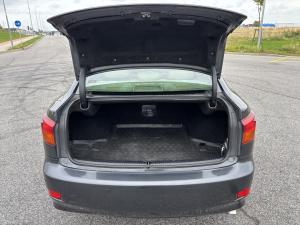 Grey Lexus LS 220 2006 in Klaipeda, with an engine capacity of 2.20 L and mileage of 371 thousand km for 2600 €, photo 10 on AUTOMOTO.COM.LV