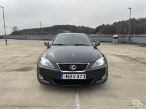 Grey Lexus LS 220 2007 in Vilnius, with an engine capacity of 2.20 L and mileage of 322 thousand km for 5200 €, photo 3 on AUTOMOTO.COM.LV