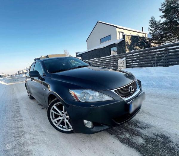 Grey Lexus LS 220 2007 in Vilnius, with an engine capacity of 2.20 L and mileage of 260 thousand km for 3650 €, photo 1 on AUTOMOTO.COM.LV