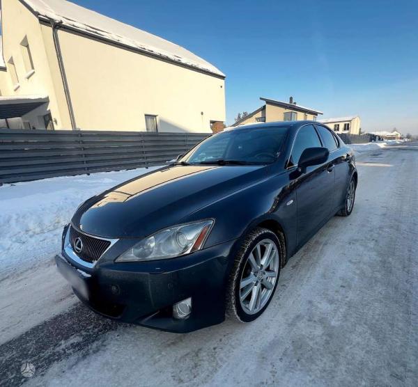 Grey Lexus LS 220 2007 in Vilnius, with an engine capacity of 2.20 L and mileage of 260 thousand km for 3650 €, photo 6 on AUTOMOTO.COM.LV