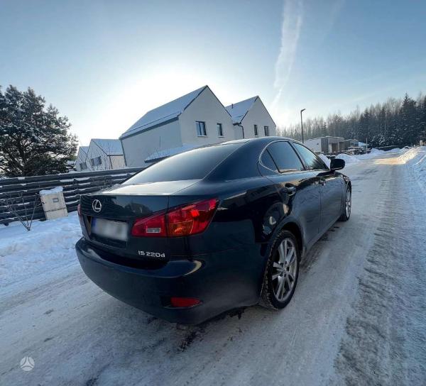 Grey Lexus LS 220 2007 in Vilnius, with an engine capacity of 2.20 L and mileage of 260 thousand km for 3650 €, photo 8 on AUTOMOTO.COM.LV