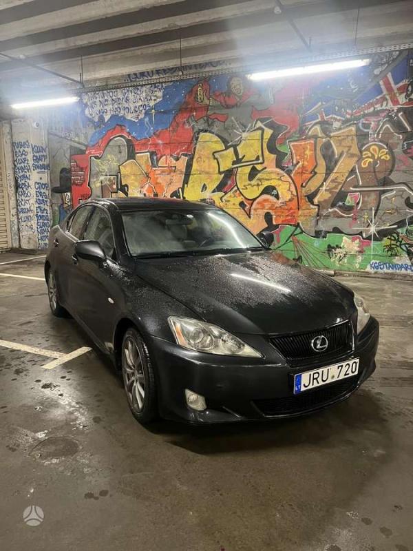 Pelēks Lexus LS 220 2007 Viļņa, ar dzinēja tilpumu 2.23 L un nobraukumu 350 tūkst. km par 2900 €, foto 2 vietnē AUTOMOTO.COM.LV