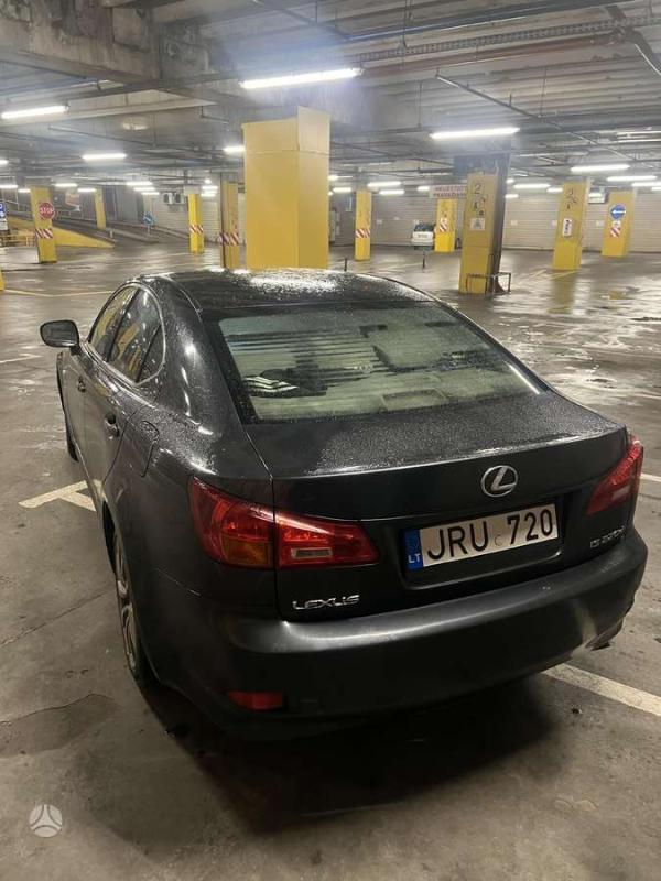Pelēks Lexus LS 220 2007 Viļņa, ar dzinēja tilpumu 2.23 L un nobraukumu 350 tūkst. km par 2900 €, foto 7 vietnē AUTOMOTO.COM.LV