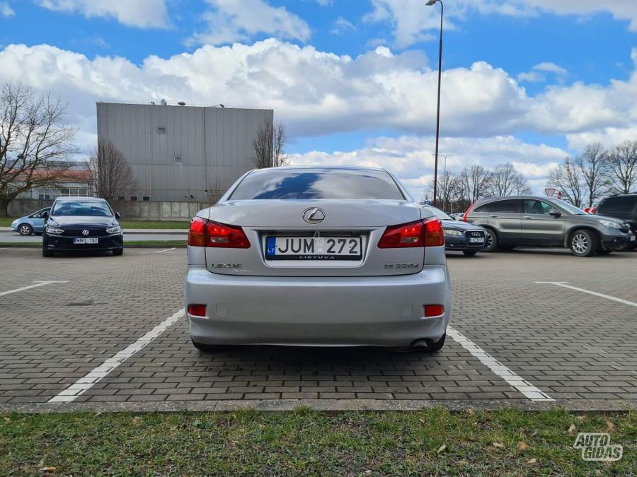 Grey Lexus LS 220 2007 in Siauliai, with an engine capacity of 2.20 L and mileage of 313 thousand km for 2100 €, photo 7 on AUTOMOTO.COM.LV
