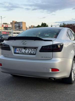 Grey Lexus LS 220 2007 in Vilnius, with an engine capacity of 2.23 L and mileage of 324 thousand km for 1600 €, photo 5 on AUTOMOTO.COM.LV