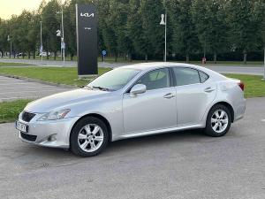 Pelēks Lexus LS 220 2007 Narva, ar dzinēja tilpumu 2.20 L un nobraukumu 289 tūkst. km par 2499 €, foto  vietnē AUTOMOTO.COM.LV