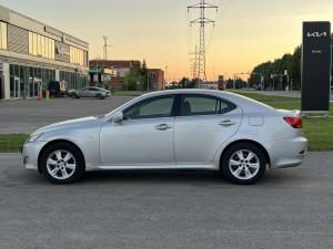 Pelēks Lexus LS 220 2007 Narva, ar dzinēja tilpumu 2.20 L un nobraukumu 289 tūkst. km par 2499 €, foto 15 vietnē AUTOMOTO.COM.LV