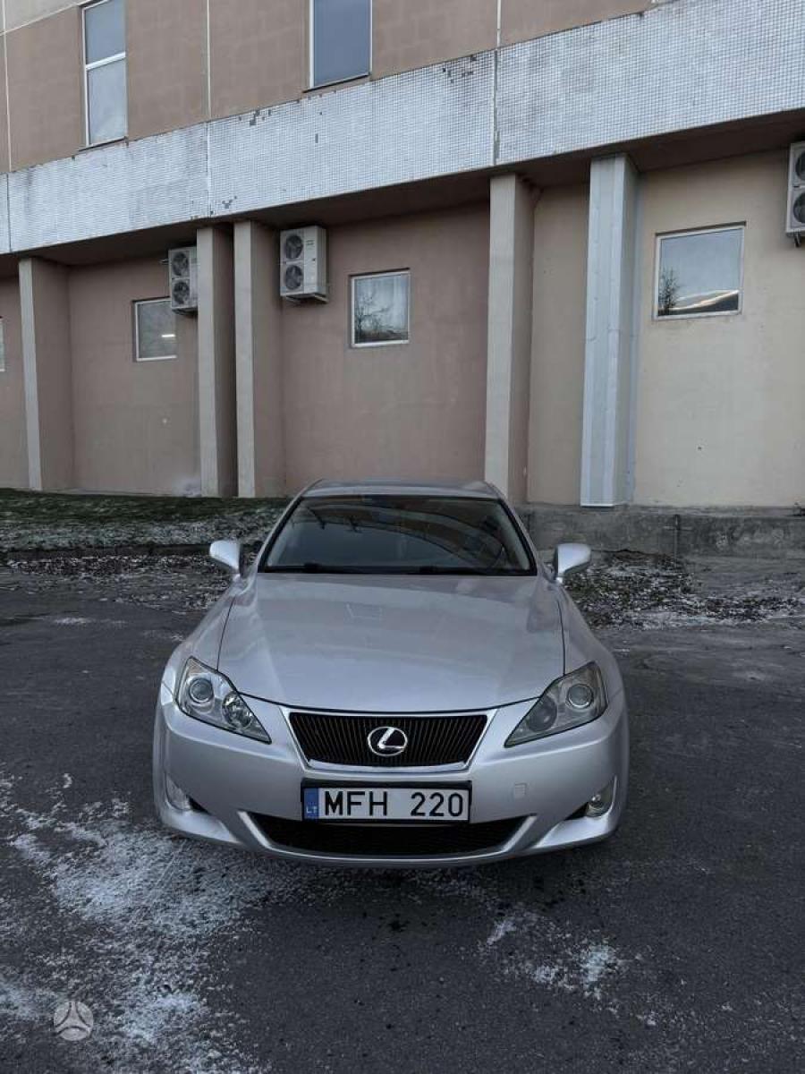 Pelēks Lexus LS 220 2008 Šauļi, ar dzinēja tilpumu 2.23 L un nobraukumu 269 tūkst. km par 3200 €, foto 1 vietnē AUTOMOTO.COM.LV
