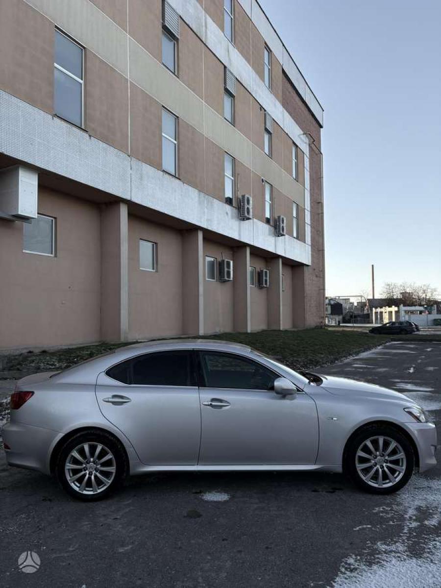 Pelēks Lexus LS 220 2008 Šauļi, ar dzinēja tilpumu 2.23 L un nobraukumu 269 tūkst. km par 3200 €, foto 7 vietnē AUTOMOTO.COM.LV