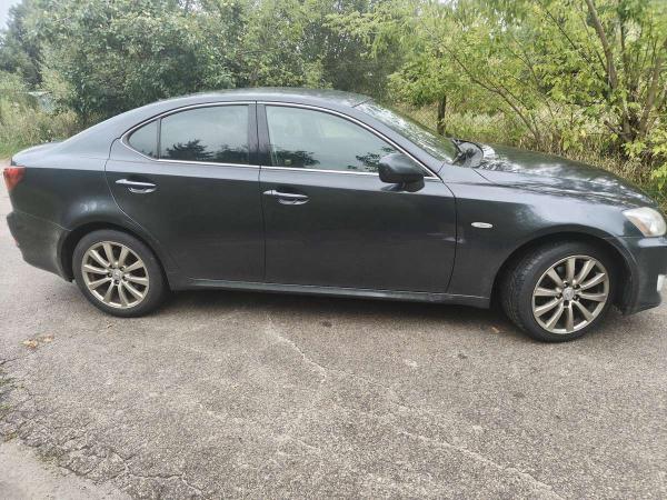 Lexus LS 220 2008 Viļņa vietnē Pelēks Lexus LS 220 2008 Viļņa, ar dzinēja tilpumu 2.23 L un nobraukumu 241 tūkst. km par 3150 €, foto 4 vietnē AUTOMOTO.COM.LV