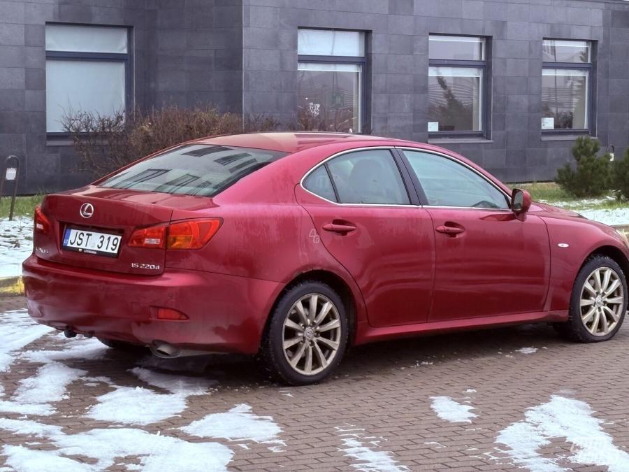 Red Lexus LS 220 2006 in Vilnius, with an engine capacity of 2.20 L and mileage of 250 thousand km for 1800 €, photo 10 on AUTOMOTO.COM.LV