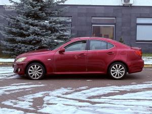 Red Lexus LS 220 2006 in Vilnius, with an engine capacity of 2.20 L and mileage of 290 thousand km for 1500 €, photo 6 on AUTOMOTO.COM.LV