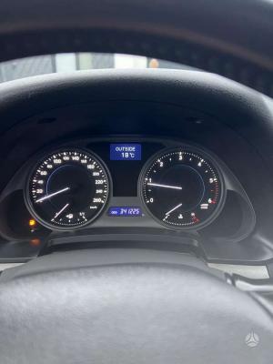 Красный Лексус LS 220 2007 в Паланга, объемом двигателя 2.23 л и пробегом 341 тыс. км за 2950 €, фото 8 на AUTOMOTO.COM.LV