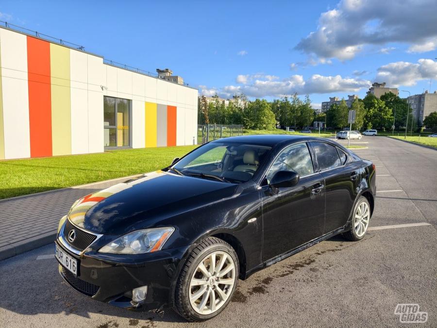 Lexus LS 220 2006 in Kaunas, with an engine capacity of 2.20 L and mileage of 298 thousand km for 1998 €, photo 1 on AUTOMOTO.COM.LV