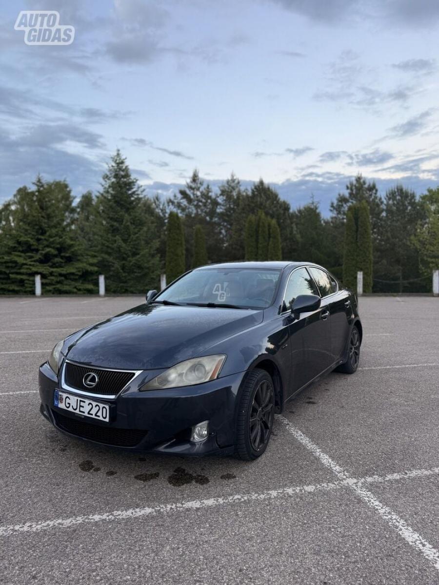 Lexus LS 220 2007 in Alytus, with an engine capacity of 2.20 L and mileage of 390 thousand km for 2200 €, photo 4 on AUTOMOTO.COM.LV