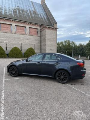 Lexus LS 220 2007 in Alytus, with an engine capacity of 2.20 L and mileage of 390 thousand km for 2200 €, photo 5 on AUTOMOTO.COM.LV