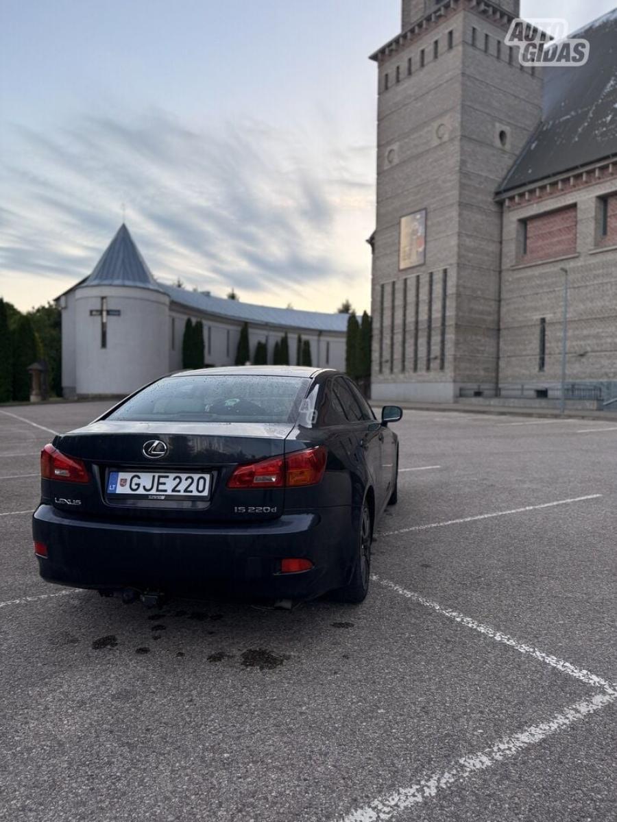 Lexus LS 220 2007 in Alytus, with an engine capacity of 2.20 L and mileage of 390 thousand km for 2200 €, photo 8 on AUTOMOTO.COM.LV