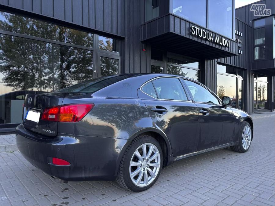 Lexus LS 220 2007 Kauņa, ar dzinēja tilpumu 2.20 L un nobraukumu 285 tūkst. km par 2550 €, foto 5 vietnē AUTOMOTO.COM.LV