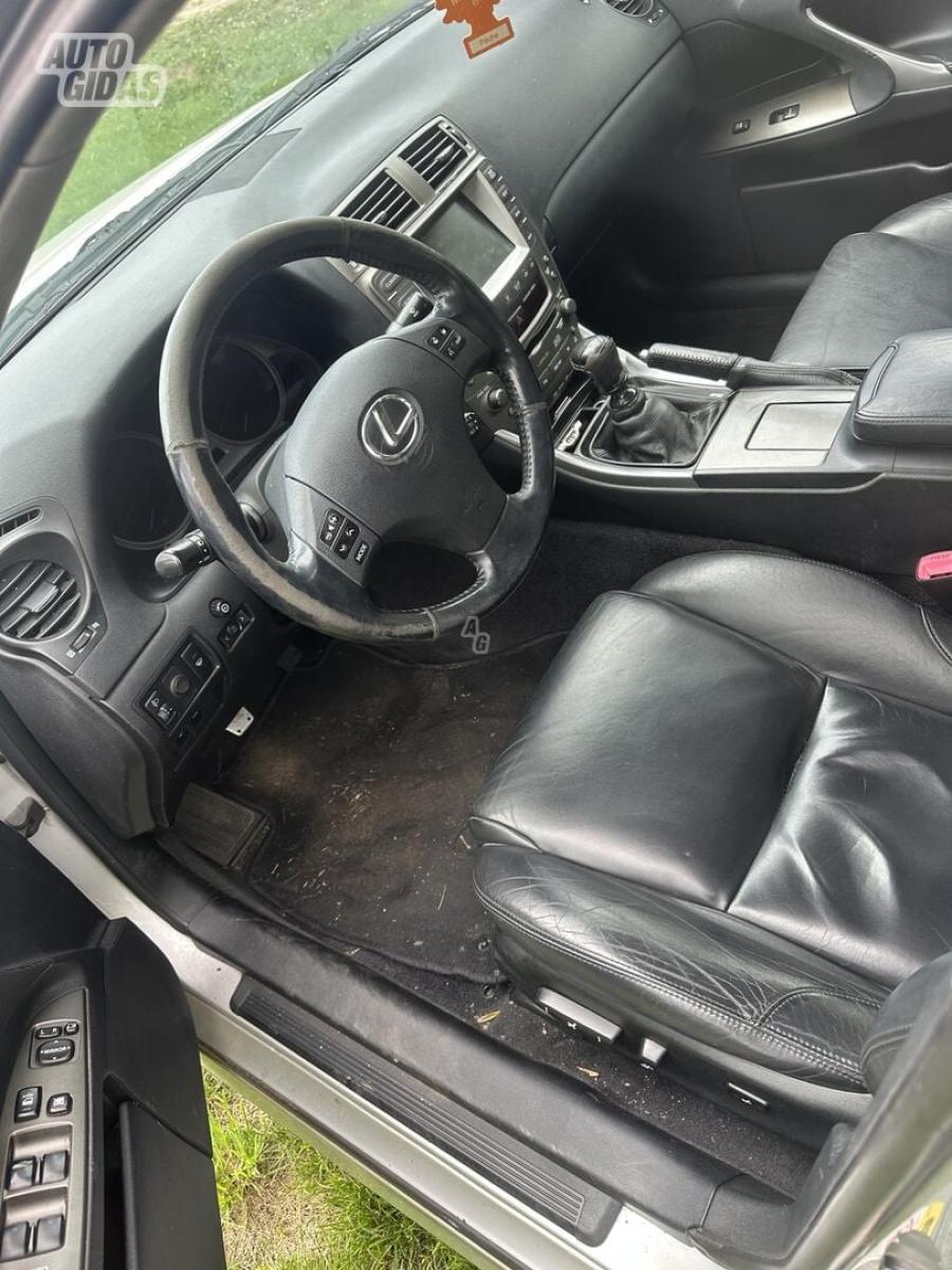 Lexus LS 220 2007 Šilutė, ar dzinēja tilpumu 2.20 L un nobraukumu 300 tūkst. km par 1000 €, foto 7 vietnē AUTOMOTO.COM.LV