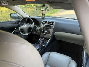 Lexus LS 220 2007 in Alytus, with an engine capacity of 2.20 L and mileage of 386 thousand km for 1700 €, photo 9 on AUTOMOTO.COM.LV