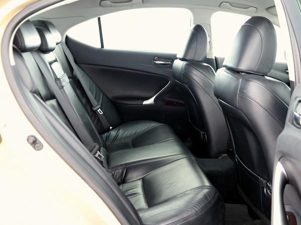 Lexus LS 220 2008 in Tallinn, with an engine capacity of 2.20 L and mileage of 296 thousand km for 1799 €, photo 7 on AUTOMOTO.COM.LV