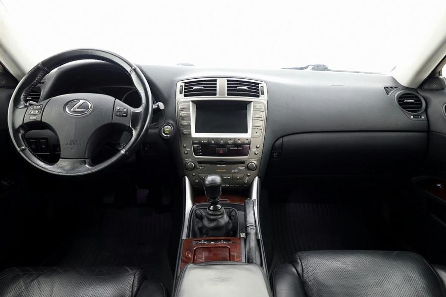 Lexus LS 220 2008 in Tallinn, with an engine capacity of 2.20 L and mileage of 296 thousand km for 1799 €, photo 13 on AUTOMOTO.COM.LV