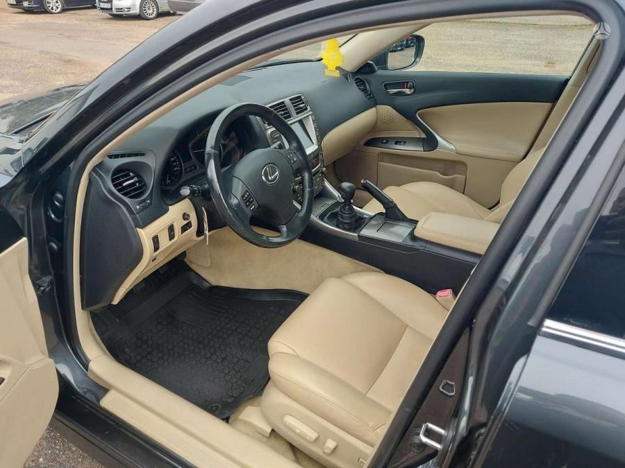 Lexus LS 220 2008 Šauļi, ar dzinēja tilpumu 2.20 L un nobraukumu 288 tūkst. km par 2999 €, foto 15 vietnē AUTOMOTO.COM.LV