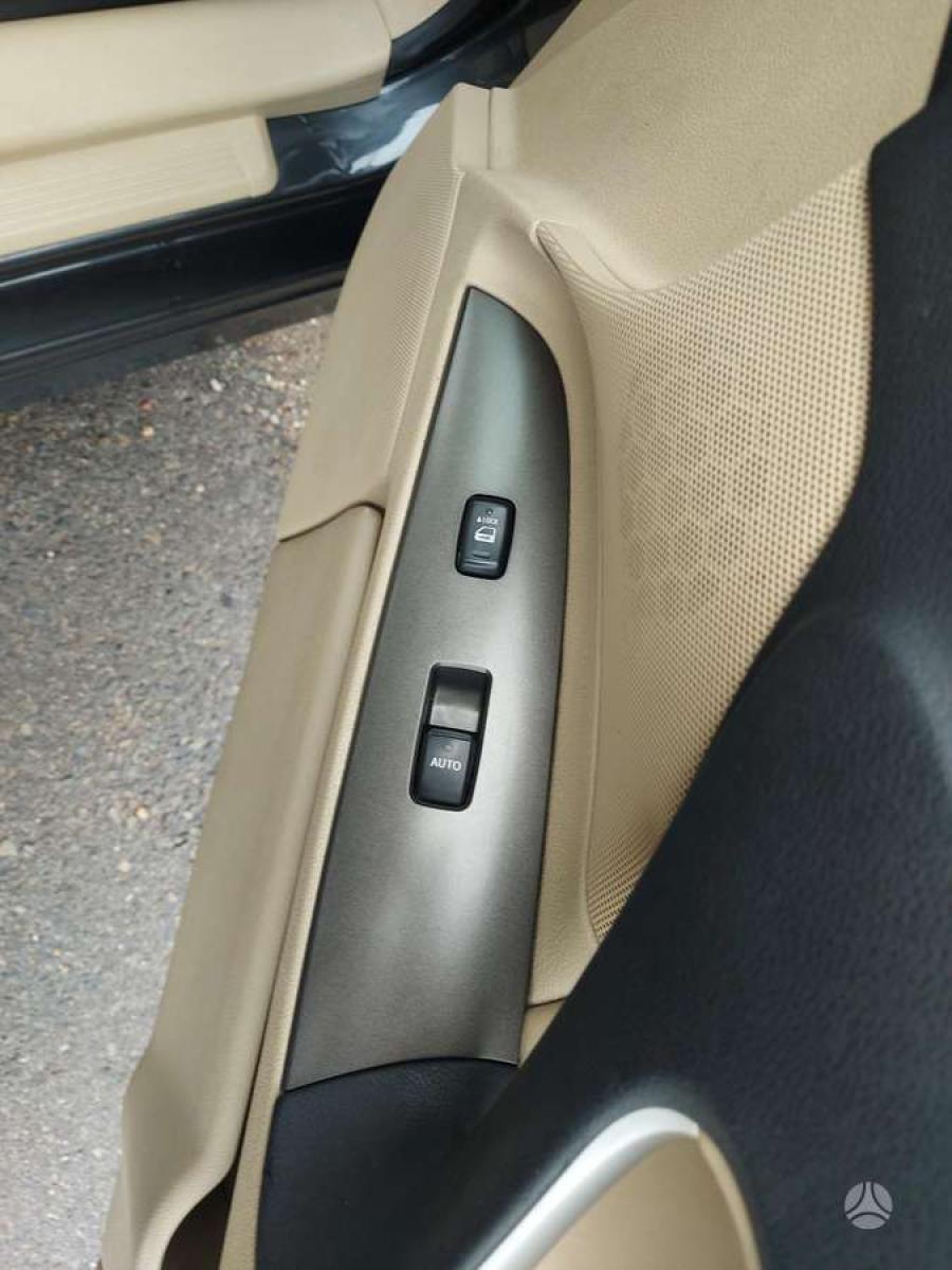 Lexus LS 220 2008 Šauļi, ar dzinēja tilpumu 2.20 L un nobraukumu 288 tūkst. km par 2999 €, foto 22 vietnē AUTOMOTO.COM.LV