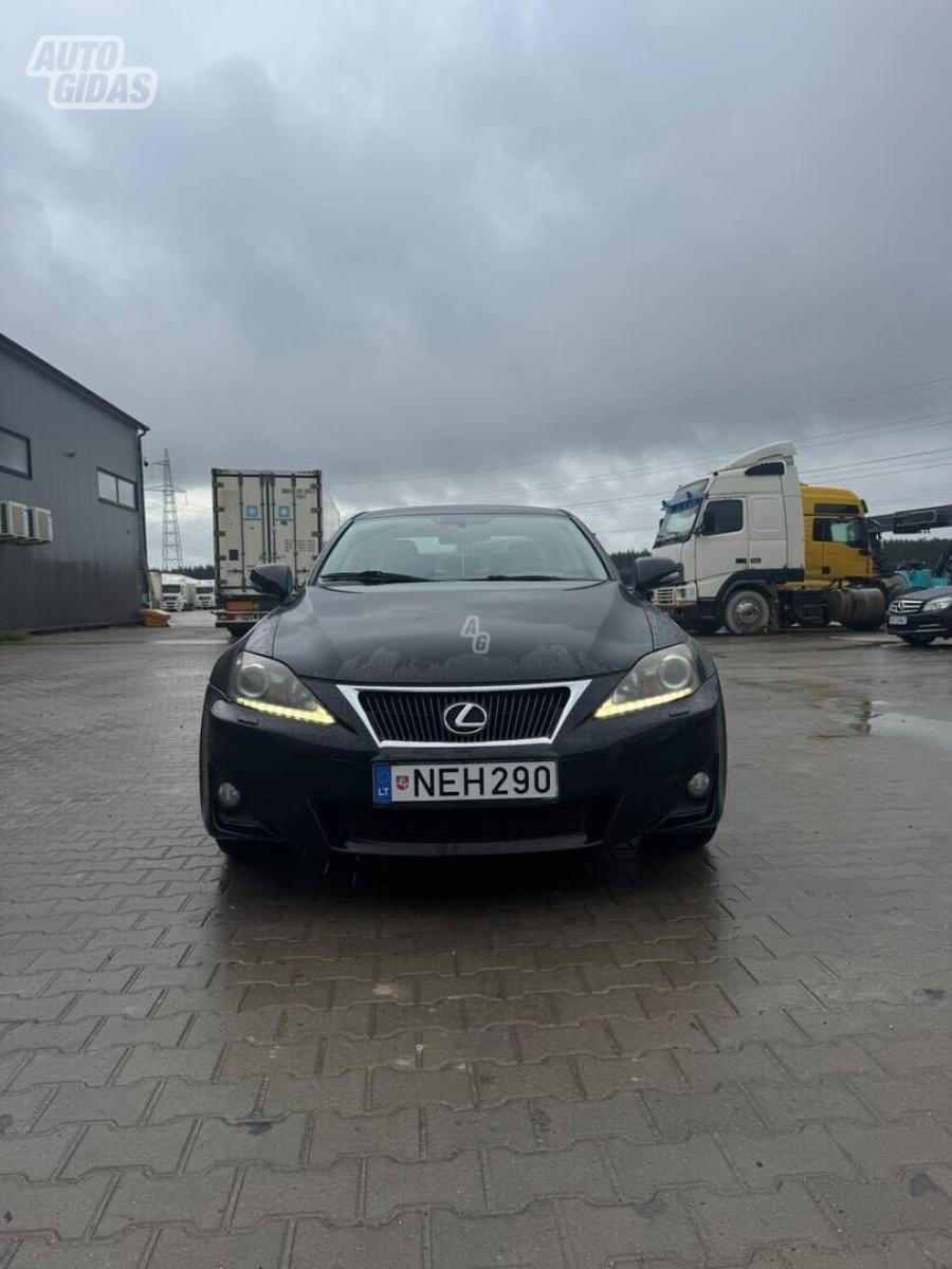 Lexus LS 220 2011 Viļņa, ar dzinēja tilpumu 2.20 L un nobraukumu 272 tūkst. km par 4500 €, foto 1 vietnē AUTOMOTO.COM.LV