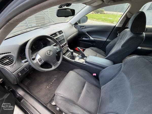 Lexus LS 220 2012 in Vilnius, with an engine capacity of 2.20 L and mileage of 313 thousand km for 3999 €, photo 5 on AUTOMOTO.COM.LV