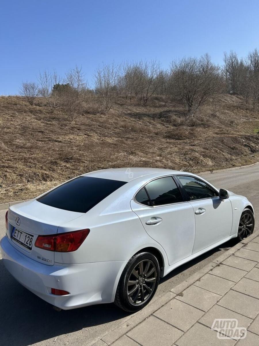 White Lexus LS 220 2009 in Vilnius, with an engine capacity of 2.20 L and mileage of 265 thousand km for 4560 €, photo 14 on AUTOMOTO.COM.LV