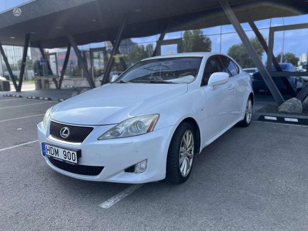 White Lexus LS 220 2009 in Kaunas, with an engine capacity of 2.23 L and mileage of 356 thousand km for 3900 €, photo 2 on AUTOMOTO.COM.LV