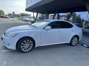 White Lexus LS 220 2009 in Kaunas, with an engine capacity of 2.23 L and mileage of 356 thousand km for 3900 €, photo 5 on AUTOMOTO.COM.LV