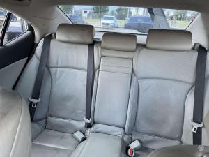 White Lexus LS 220 2009 in Kaunas, with an engine capacity of 2.23 L and mileage of 356 thousand km for 3900 €, photo 12 on AUTOMOTO.COM.LV