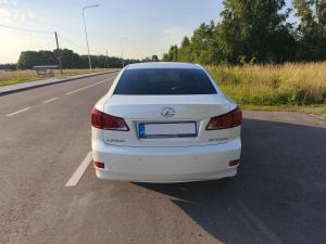 White Lexus LS 220 2009 in Kaunas, with an engine capacity of 2.23 L and mileage of 355 thousand km for 3850 €, photo 4 on AUTOMOTO.COM.LV