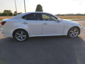 White Lexus LS 220 2009 in Kaunas, with an engine capacity of 2.23 L and mileage of 355 thousand km for 3850 €, photo 6 on AUTOMOTO.COM.LV