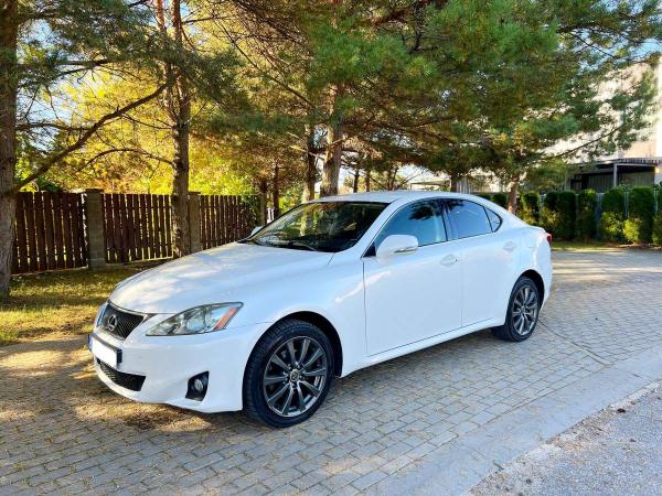 Balts Lexus LS 220 2011 Viļņa, ar dzinēja tilpumu 2.23 L un nobraukumu 202 tūkst. km par 4900 €, foto 6 vietnē AUTOMOTO.COM.LV