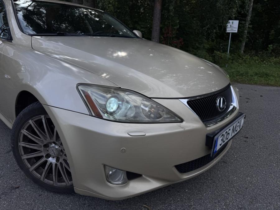 Smilšu krāsa Lexus LS 250 2007 Tallina, ar dzinēja tilpumu 2.50 L un nobraukumu 170 tūkst. km par 4999 €, foto 45 vietnē AUTOMOTO.COM.LV