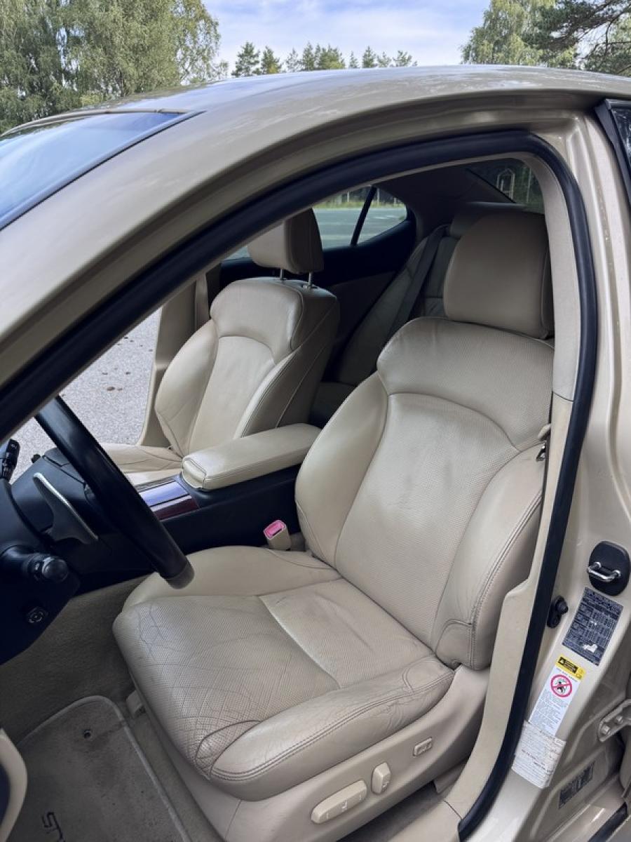 Smilšu krāsa Lexus LS 250 2007 Tallina, ar dzinēja tilpumu 2.50 L un nobraukumu 170 tūkst. km par 4999 €, foto 48 vietnē AUTOMOTO.COM.LV