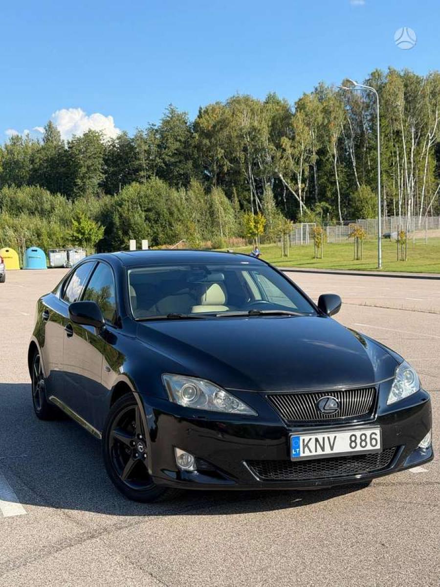 Melns Lexus LS 250 2006 Visaginas, ar dzinēja tilpumu 2.50 L un nobraukumu 310 tūkst. km par 4000 €, foto 3 vietnē AUTOMOTO.COM.LV