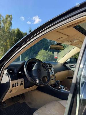 Melns Lexus LS 250 2006 Visaginas, ar dzinēja tilpumu 2.50 L un nobraukumu 310 tūkst. km par 4000 €, foto 10 vietnē AUTOMOTO.COM.LV