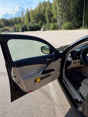 Melns Lexus LS 250 2006 Visaginas, ar dzinēja tilpumu 2.50 L un nobraukumu 310 tūkst. km par 4000 €, foto 11 vietnē AUTOMOTO.COM.LV