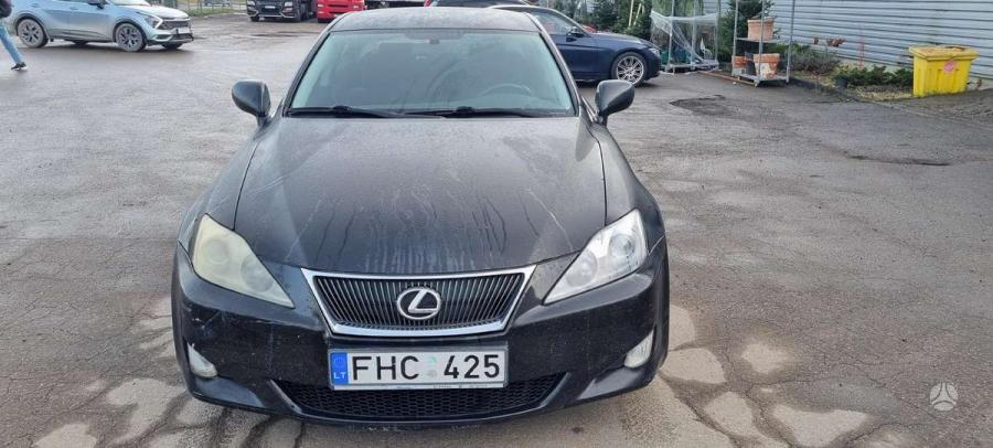 Melns Lexus LS 250 2007 Viļņa, ar dzinēja tilpumu 2.50 L un nobraukumu 260 tūkst. km par 2500 €, foto 8 vietnē AUTOMOTO.COM.LV