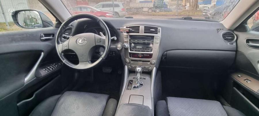 Melns Lexus LS 250 2007 Viļņa, ar dzinēja tilpumu 2.50 L un nobraukumu 260 tūkst. km par 2500 €, foto 13 vietnē AUTOMOTO.COM.LV